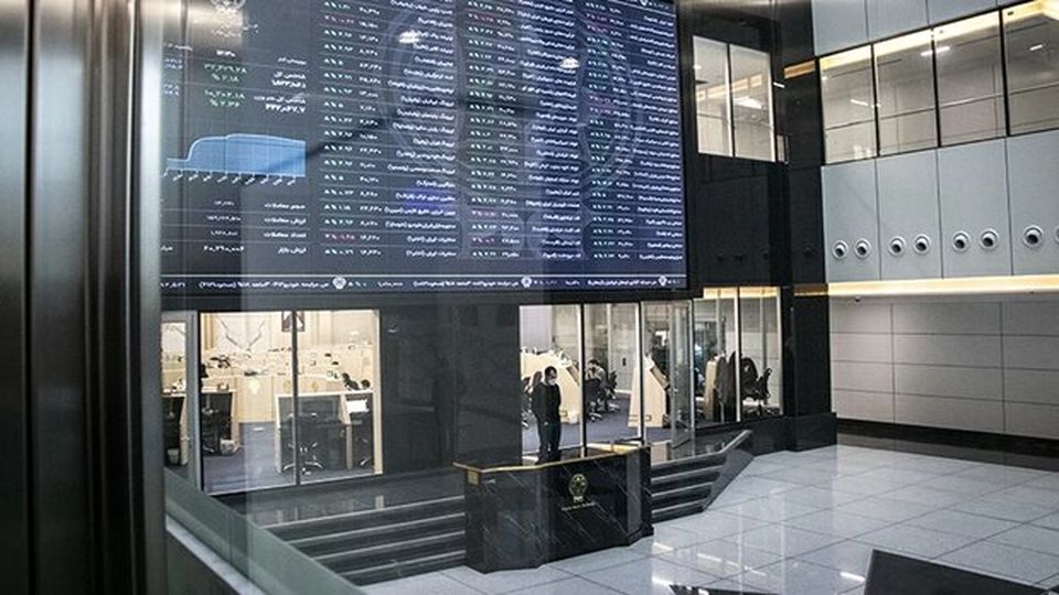 Iranian stocks rise after hypersonic missile unveiled